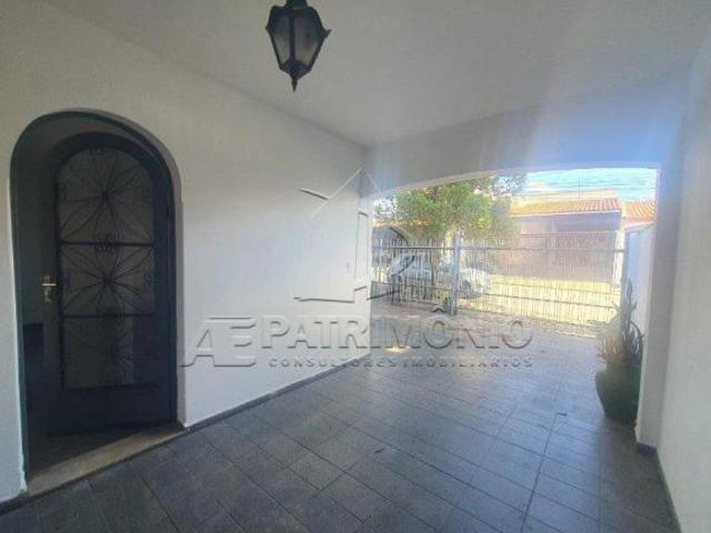 CASA TERREA CENTRAL PARQUE COM 2 DORMITORIOS