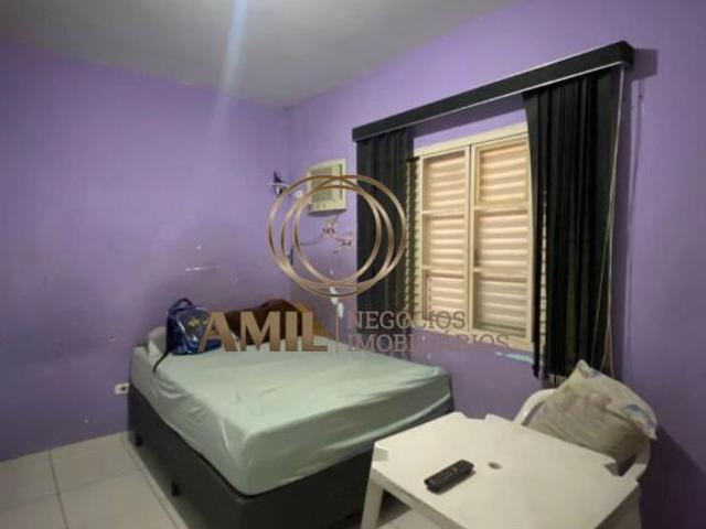 Casa térrea / Cidade Morumbi/ 02 dormitórios / 150m²/ São José dos Campos