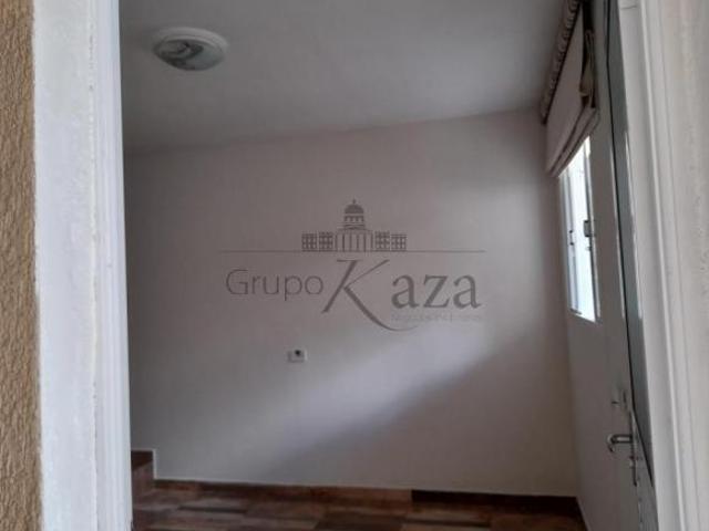 Casa Térrea Cidade Salvador Jacareí 120m² 2 Dormitórios