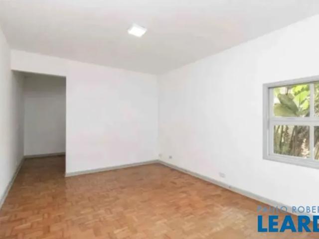 Casa térrea city boaçava sp