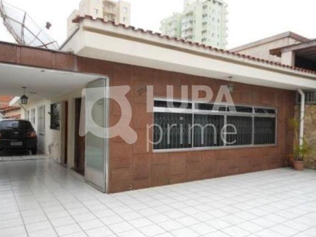 CASA TÉRREA COM 3 DORMITÓRIOS 7 VAGAS DE GARAGEM NO TUCURUVI