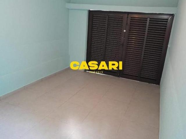 Casa térrea com 3 dormitórios à venda no Jardim Hollywood – São Bernardo do Campo/SP