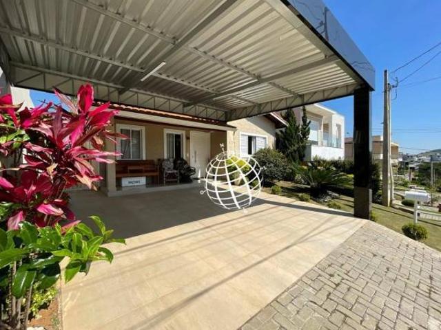 Casa térrea com 3 dormitórios à venda, 146 m² por R$ 1.100.000 Terras de Atibaia Atibaia/SP