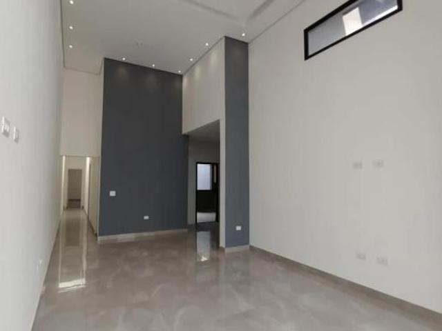 Casa térrea com 3 dormitórios à venda, 130m² por R$ 1.010.000 – Condomínio Villagio