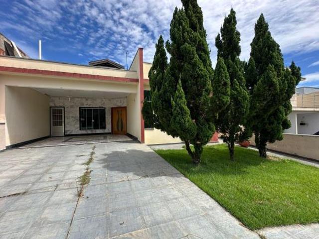 Casa térrea com 3 dormitórios à venda, 240m² por R$ 850.000 – Condomínio Villa Vero