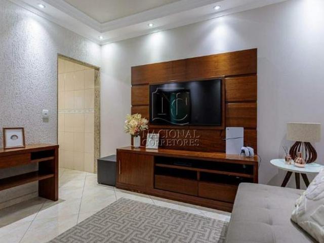 Casa térrea com 3 dormitórios com suíte à venda no Pq. Novo Oratório