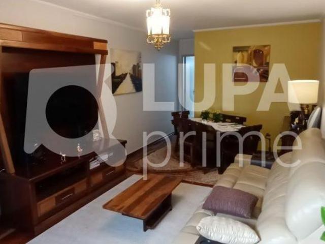 Casa Térrea com 3 dormitórios de 241m² à venda, no Tremembé