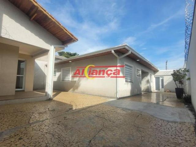 CASA TÉRREA COM 3 DORMITÓRIOS E 1 SUÍTE À VENDA, 154 M² JD. SANTA MENA GUARULHOS SP