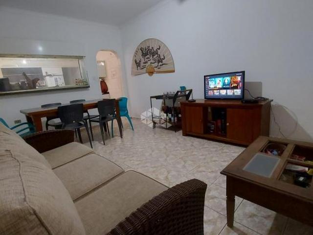 Casa térrea com 3 dormitórios e 3 vagas, Carandirú