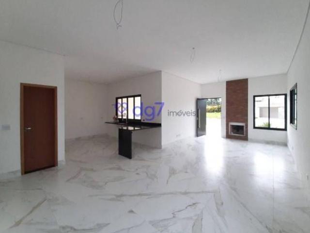 Casa térrea com 3 dormitórios em condomínio fechado à venda, 200 m² por R$ 980.000 Vargem Grande P