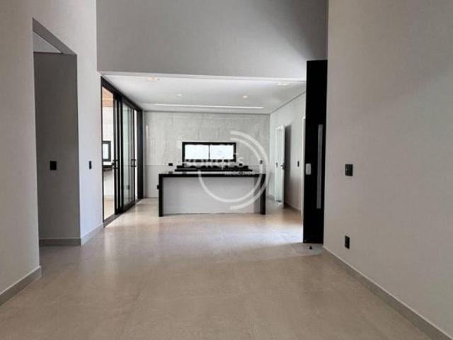 Casa Térrea Com 3 Dormitórios Fino Acabamento