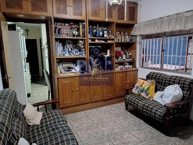 Casa Térrea com 3 dormitórios na Vila Mascotepara vender!