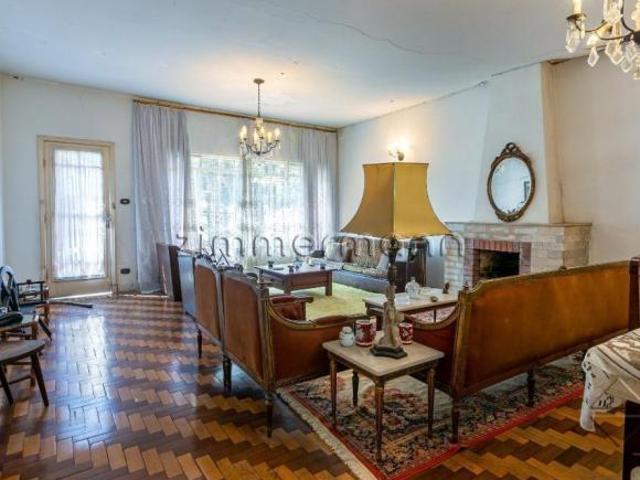 CASA TERREA COM 3 DORMITÓRIOS NO ALTO DA LAPA