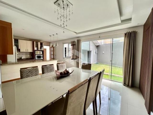 Casa térrea com 3 dormitórios no Bairro Estancia Velha em Canoas/RS