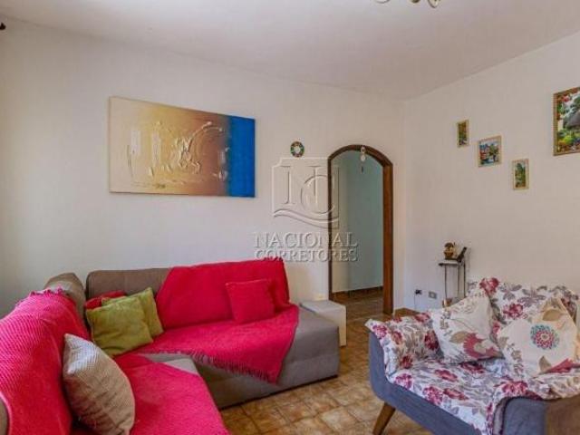 Casa térrea com 3 dormitórios, quintal, 5 vagas, à venda, 163 m² Vila Alto de Santo André Santo