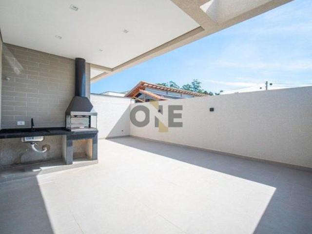 Casa térrea com 3 dormitórios, sendo 1 suíte para venda Cotia/SP