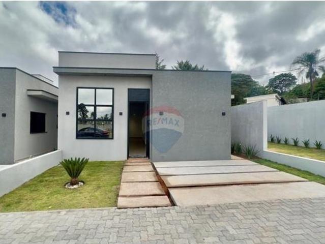 Casa Térrea com 3 Dormitórios, sendo 1 suíte, 99.46m² por R$ 550.000,00 Jardim Estância Brasil