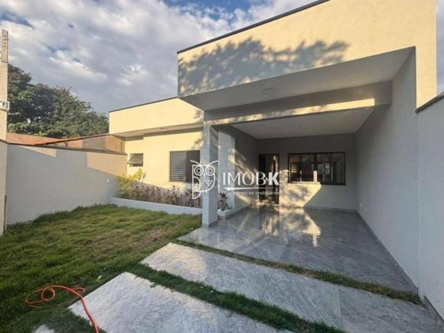 Casa térrea com 3 dormitórios sendo 2 suítes à venda, por R$ 800.000 Parque Residencial Jundiaí II