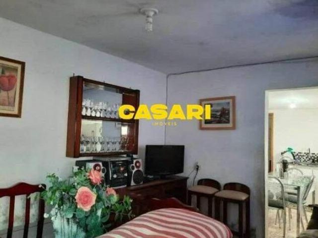 Casa Térrea com 3 Moradias à Venda na Vila Floresta – 250m² de Terreno, Ótima pa