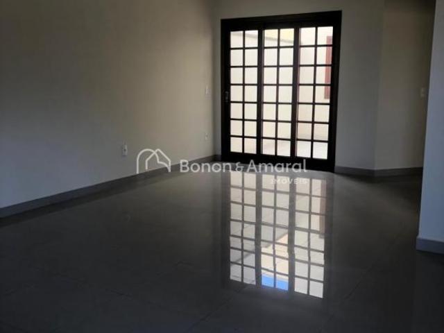 Casa térrea à venda com 3 quartos no Condomínio Campos do Conde I, Bairro João aranha, Paulínia/SP