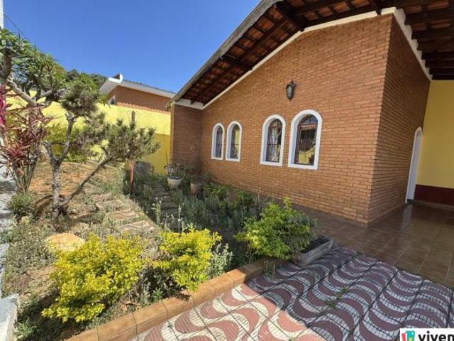 CASA TÉRREA COM 3 QUARTOS NO JARDIM SANTA LÚCIA, CAMPO LIMPO PAULISTA!