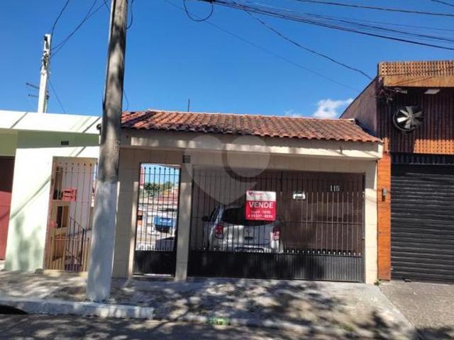 Casa térrea com 3 quartos à venda em Conjunto residencial salvador tolezani SP