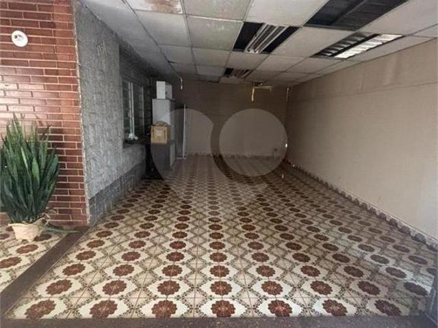 Casa térrea com 3 quartos à venda em Campos Elíseos SP
