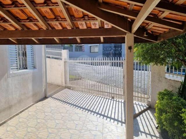 Casa térrea com 3 quartos à venda em Centro SP