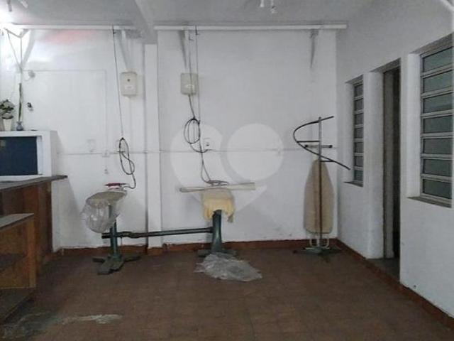 Casa térrea com 3 quartos à venda em Cidade Monções SP
