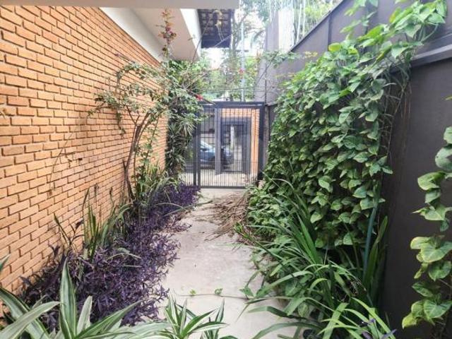 Casa térrea com 3 quartos à venda em Alto de pinheiros SP