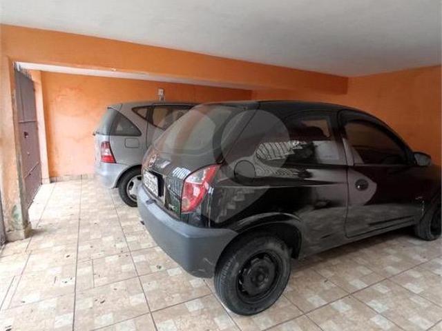 Casa térrea com 3 quartos à venda em Bortolândia SP