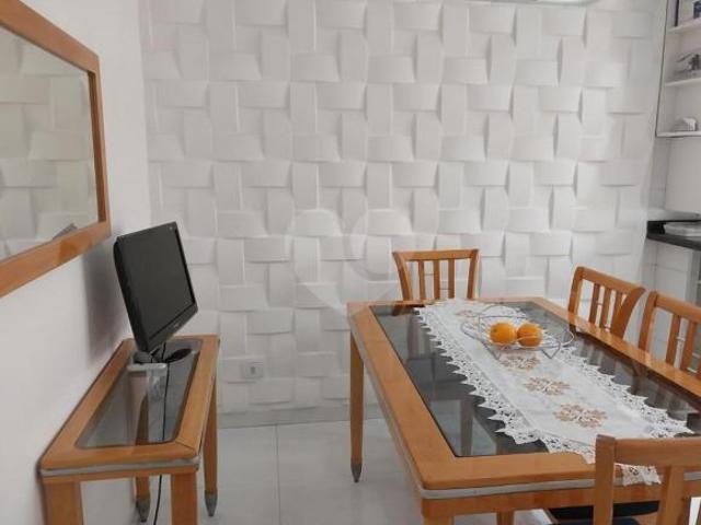 Casa térrea com 3 quartos à venda em Bortolândia SP