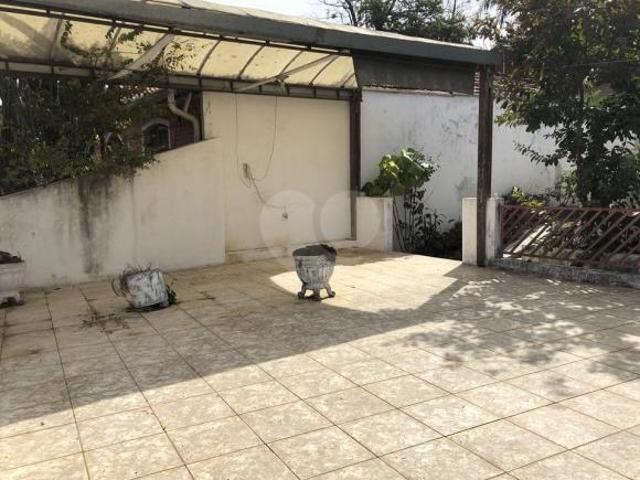 Casa térrea com 3 quartos à venda em Horto florestal SP