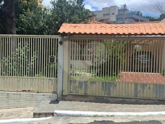 Casa térrea com 3 quartos à venda em Horto florestal SP