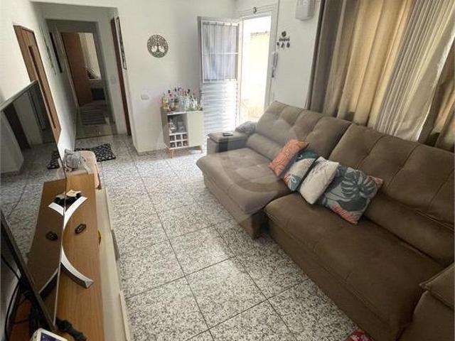 Casa térrea com 3 quartos à venda em Interlagos SP