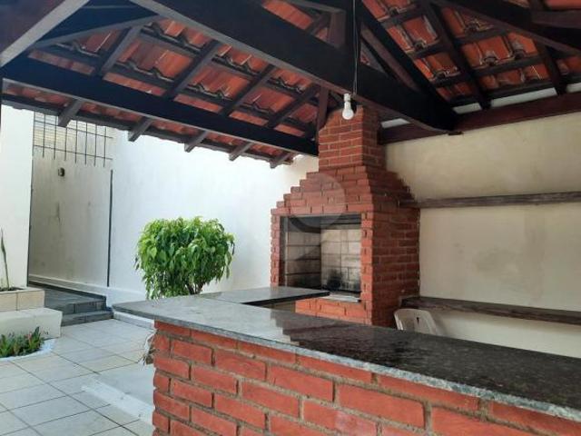 Casa térrea com 3 quartos à venda em Jardim marajoara SP