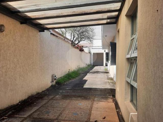 Casa térrea com 3 quartos à venda em Jardim Marajoara SP
