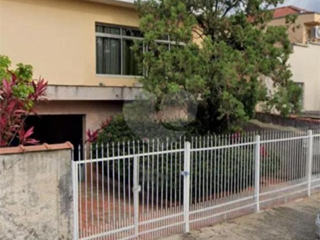 Casa térrea com 3 quartos à venda em Jardim maristela SP