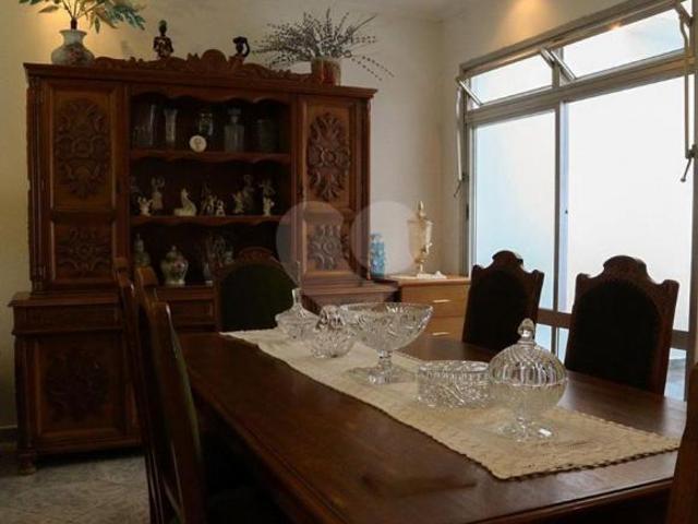 Casa térrea com 3 quartos à venda em Jardim Avelino SP