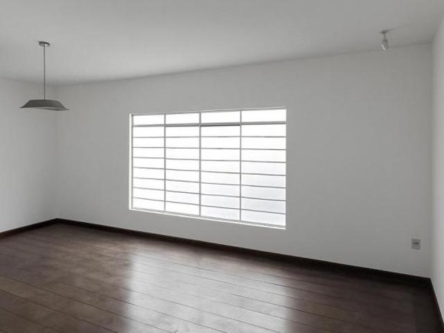 Casa térrea com 3 quartos à venda em Jardim das laranjeiras SP
