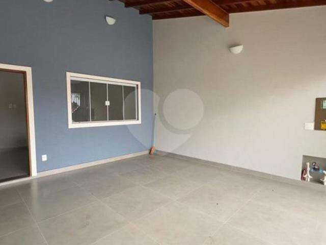 Casa térrea com 3 quartos à venda em Jardim pau preto SP