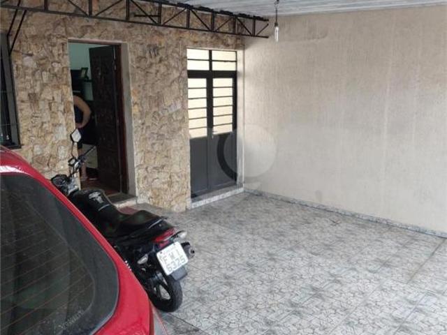Casa térrea com 3 quartos à venda em Jardim piratininga SP
