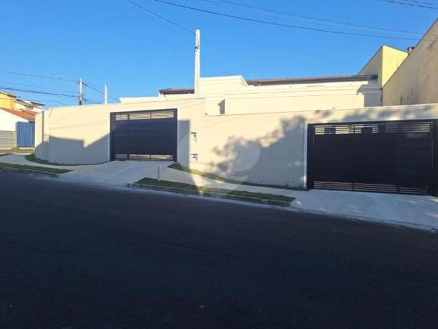 Casa térrea com 3 quartos à venda em Jardim regina SP