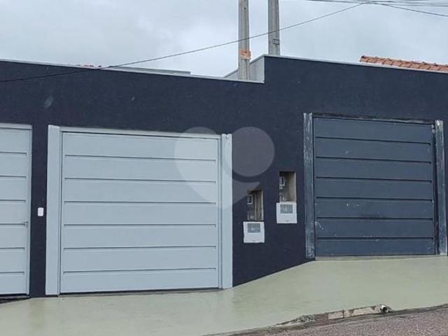 Casa térrea com 3 quartos à venda em Jardim são bento SP