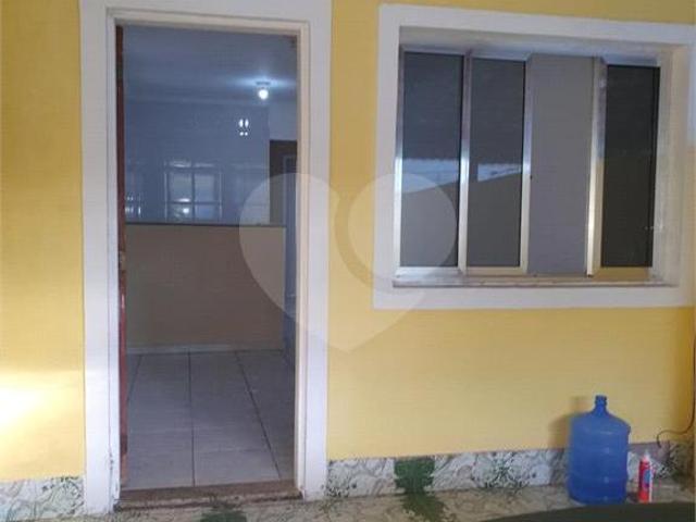 Casa térrea com 3 quartos à venda em Jardim shangrilá zona norte SP