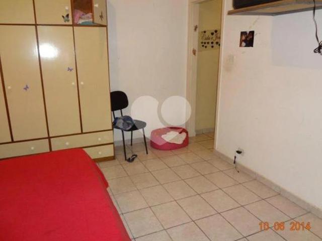 Casa térrea com 3 quartos à venda em Limão SP