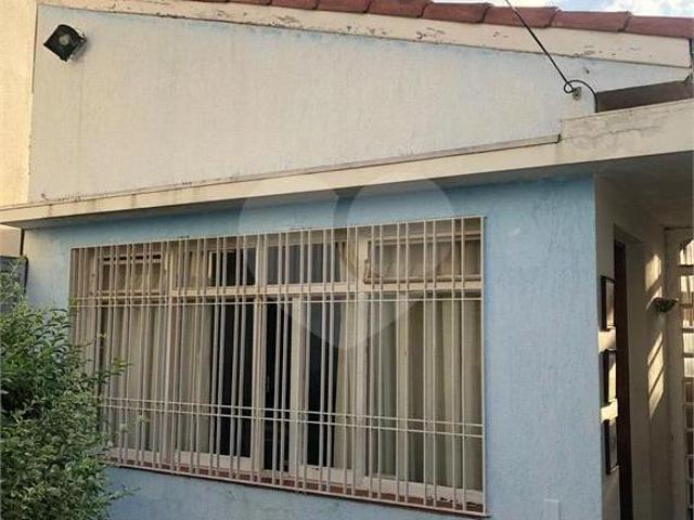 Casa térrea com 3 quartos à venda em Saúde SP
