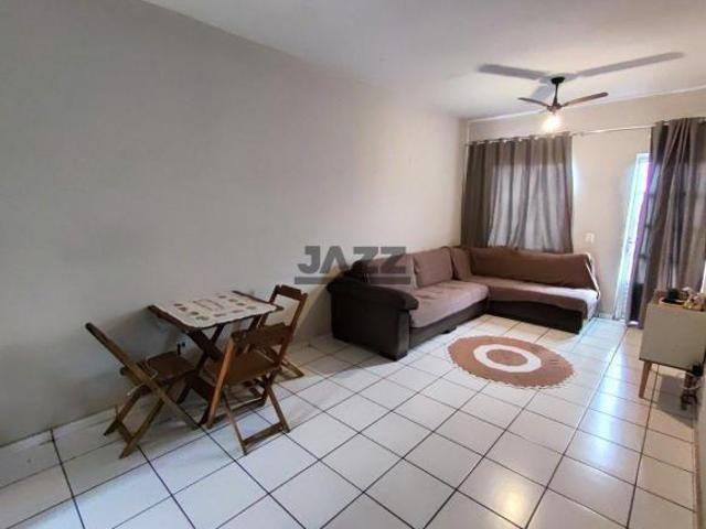 Casa térrea com 3 quartos à venda em Saltinho, Paulínia/SP Quintal amplo, excelente localização e