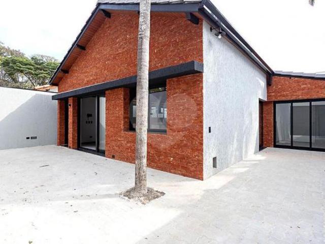 Casa térrea com 3 quartos à venda em Santo amaro SP