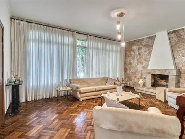 Casa Térrea à venda com 3 quartos, sendo 1 suíte, em Alto da Boa Vista, São Paulo SP